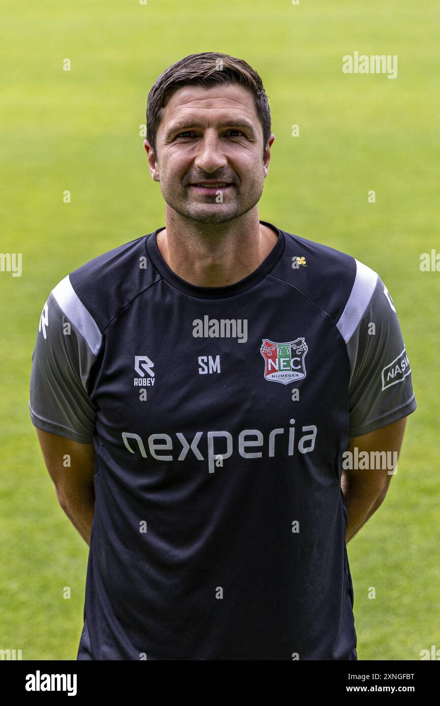 Stefan maletic assistent trainer hi-res stock photography and images ...