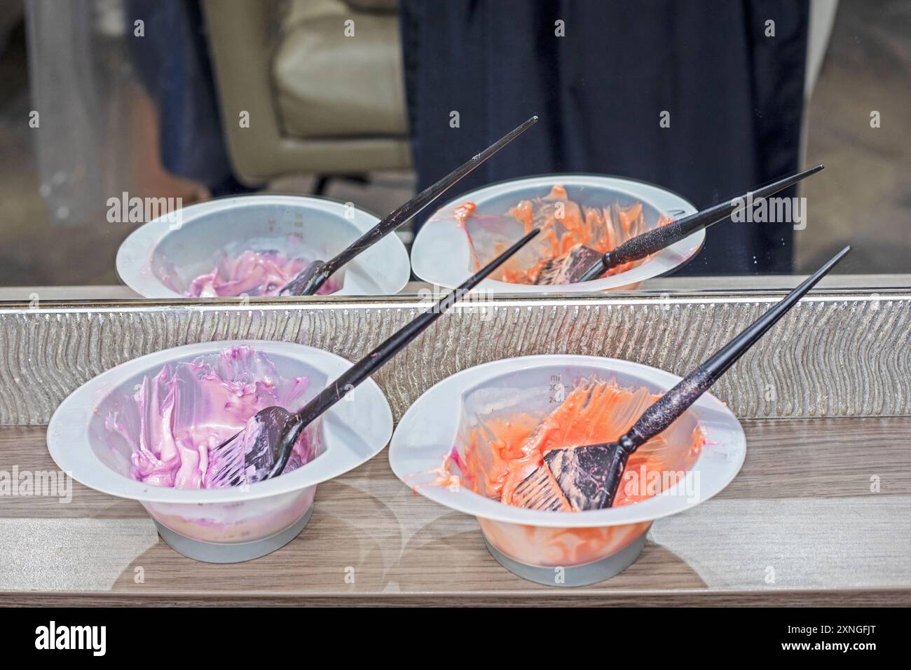 Hairstyling essentials hi-res stock photography and images - Alamy