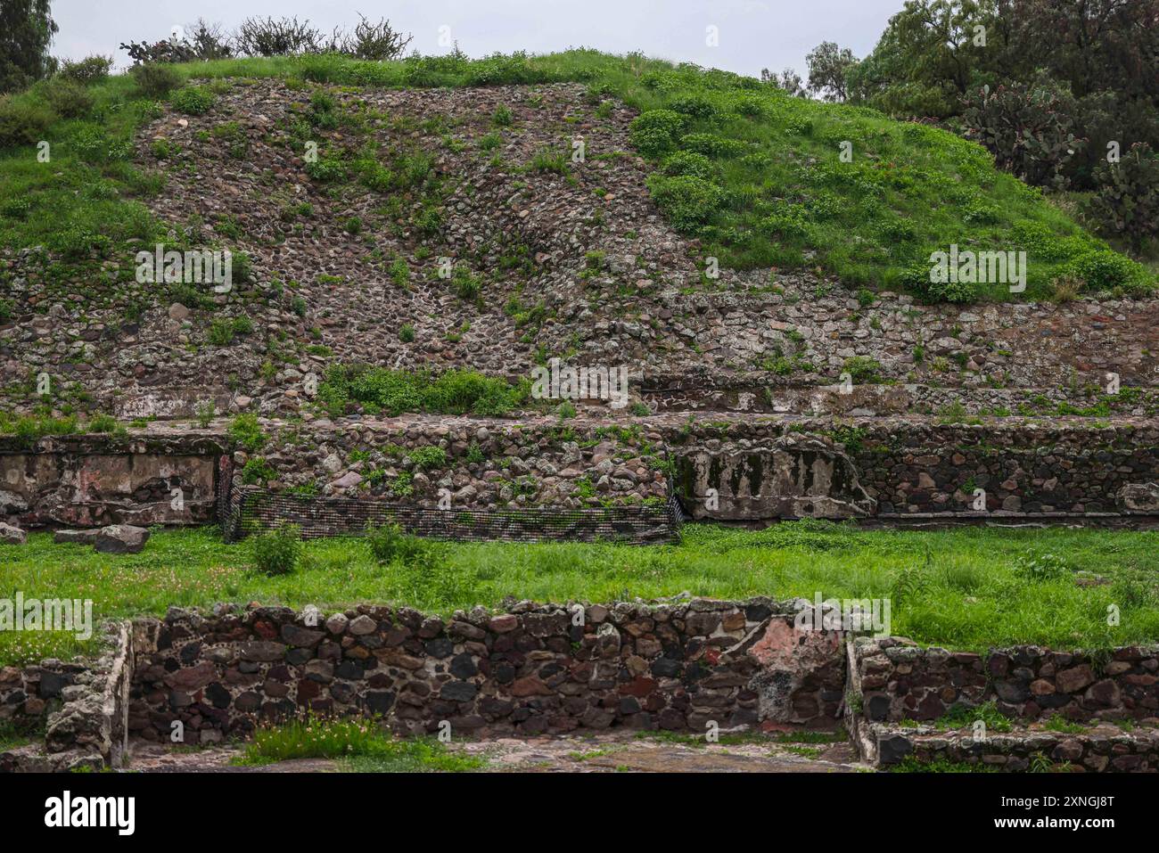 Archaeological Zone of Teotihuacan, the city with the largest pyramids ...