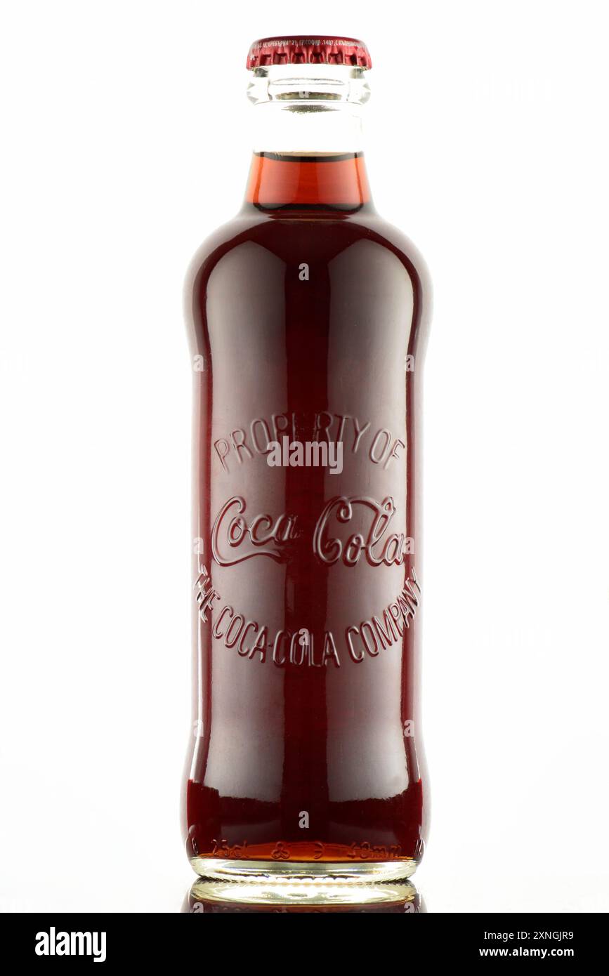 Coca cola 1899 bottle hi-res stock photography and images - Alamy