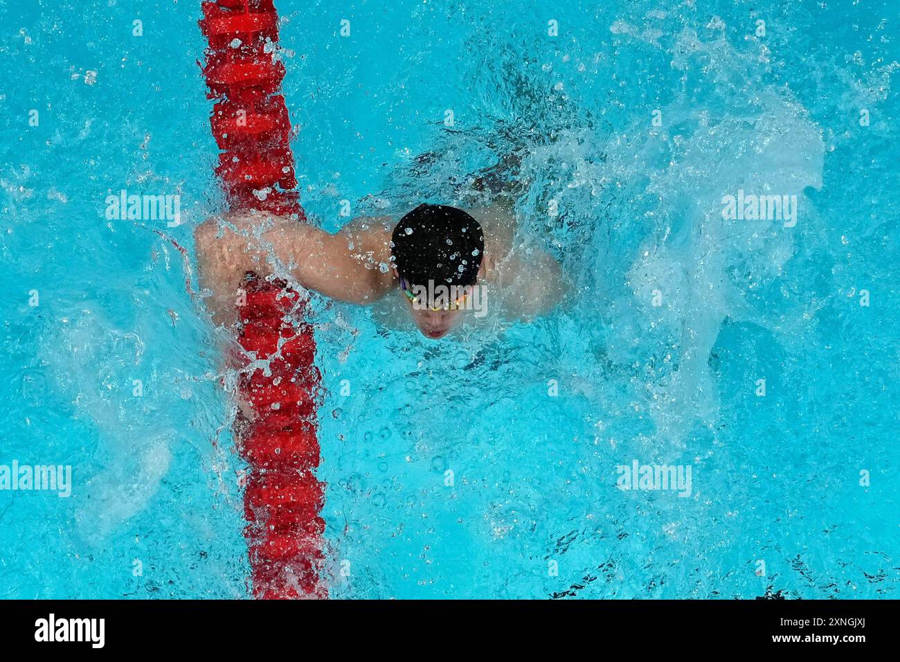 Pan Zhanle, of China, celebrates after setting a new world record ...
