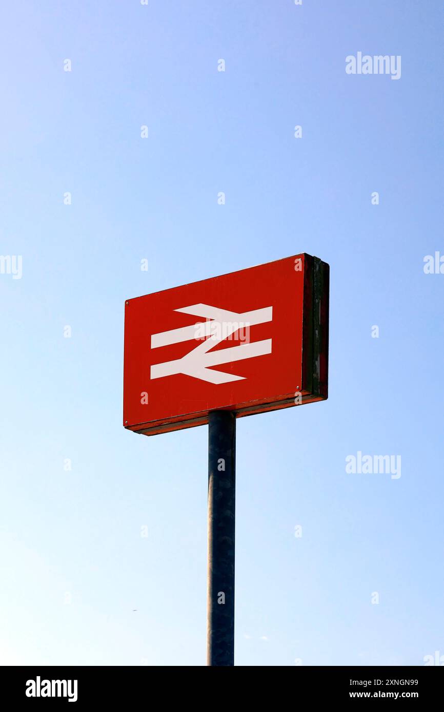 Iconic british railways double arrow sign hi-res stock photography and ...