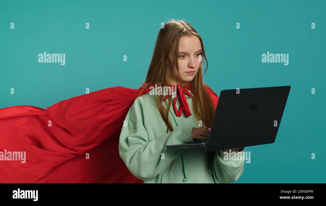 Laptop mascot character hi-res stock photography and images - Alamy