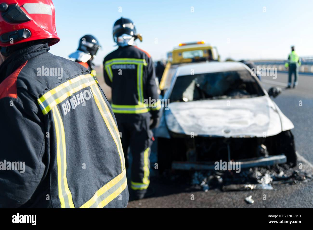 Staff of the fire brigade to intervene in a fire Stock Photo - Alamy