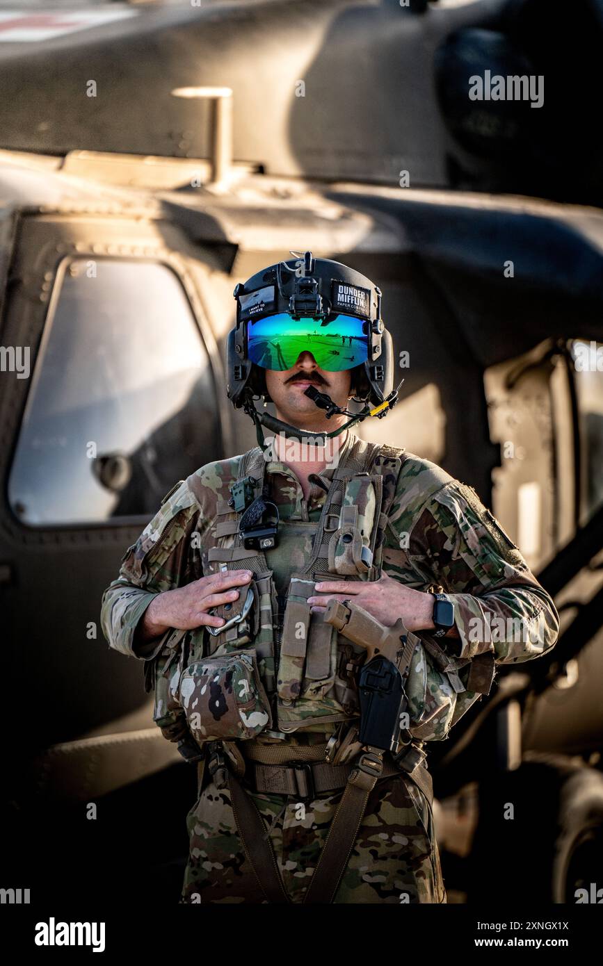 Paratroopers assigned to Charlie Company, 3-82 General Support Aviation ...