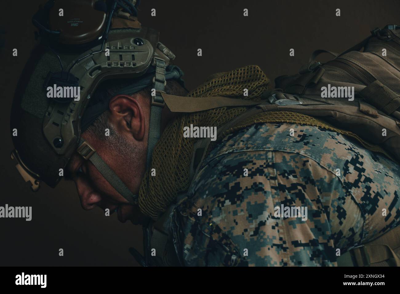 Marine corps eod technician hi-res stock photography and images - Alamy