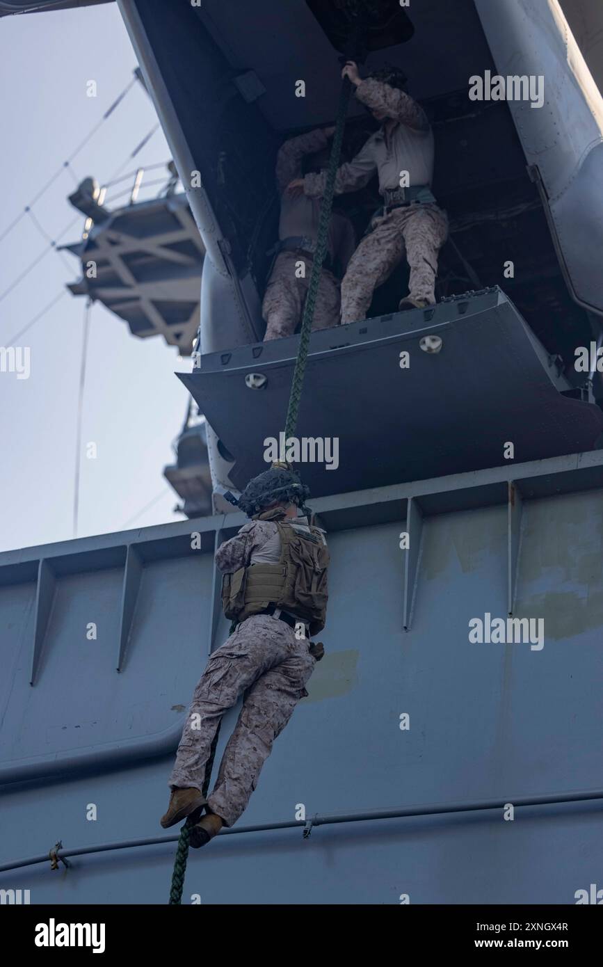 A U.S. Marine with the 24th Marine Expeditionary Unit (MEU) Special ...