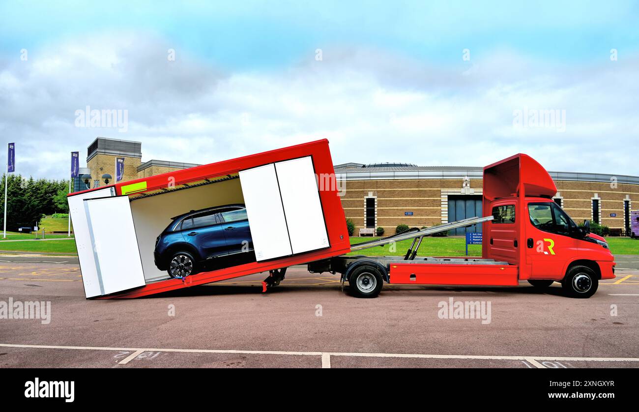British Motor Museum delivery of a new attraction to the museum by ...