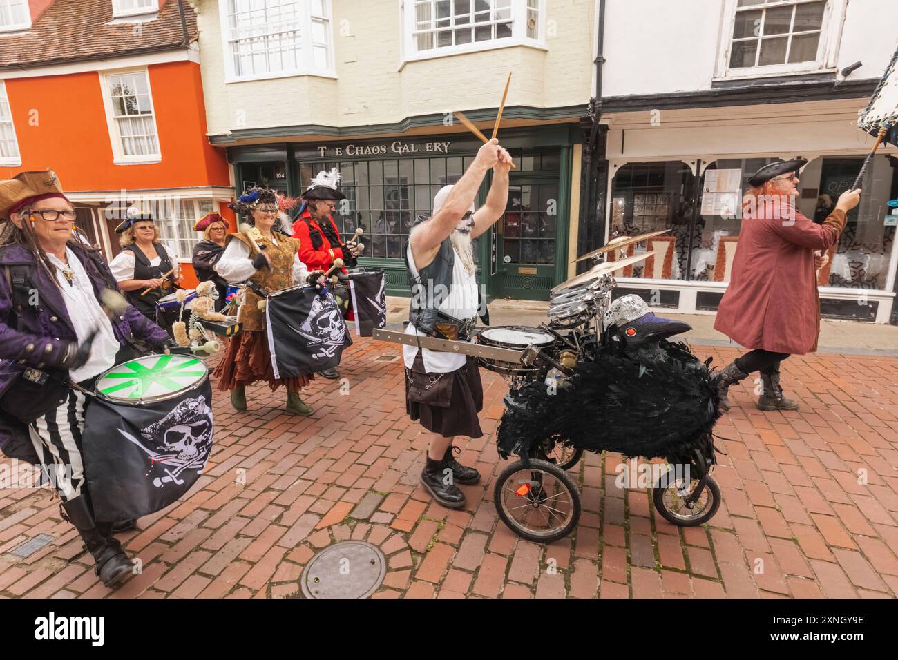 Raven drummers group hi-res stock photography and images - Alamy