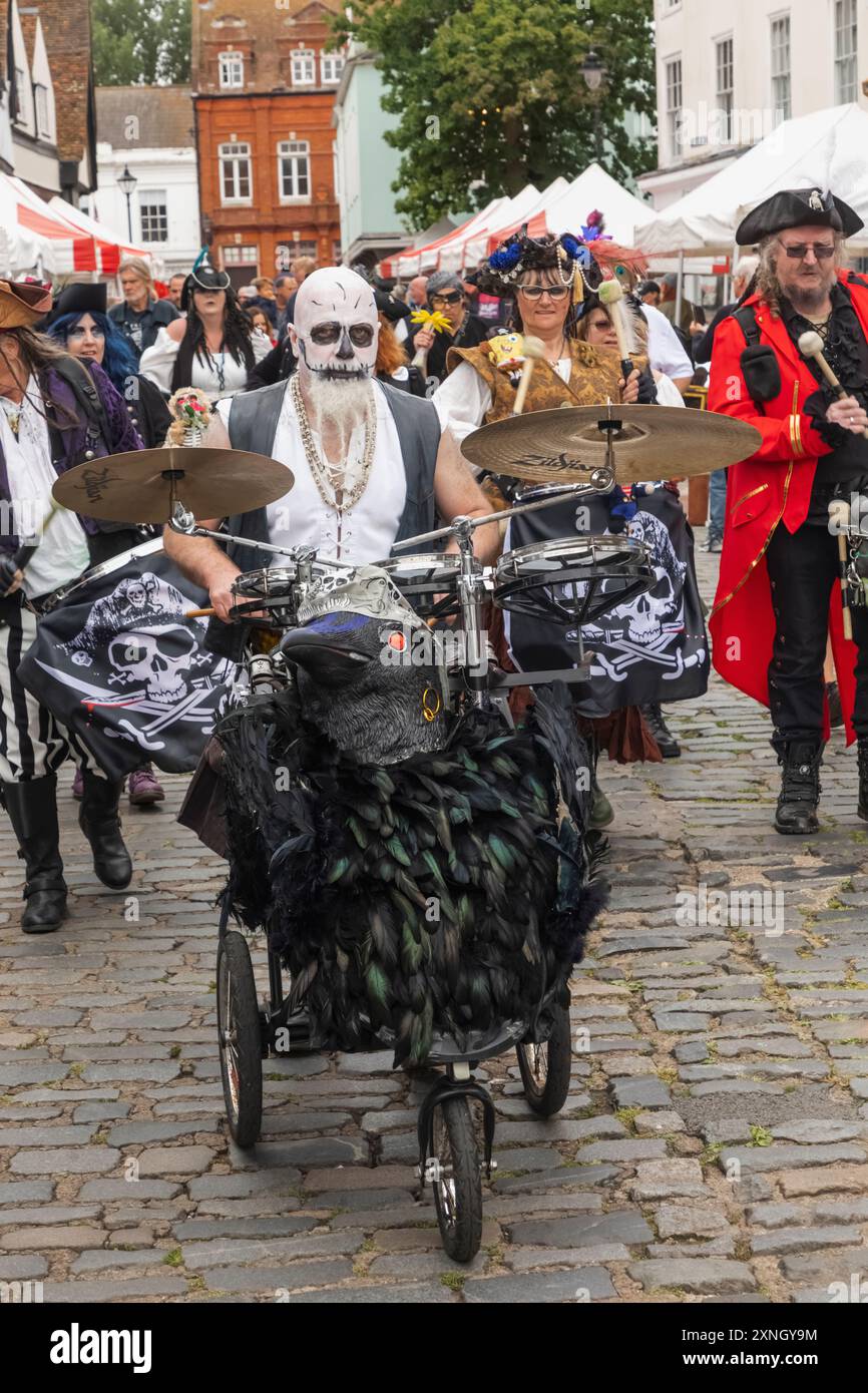 Raven drummers group hi-res stock photography and images - Alamy
