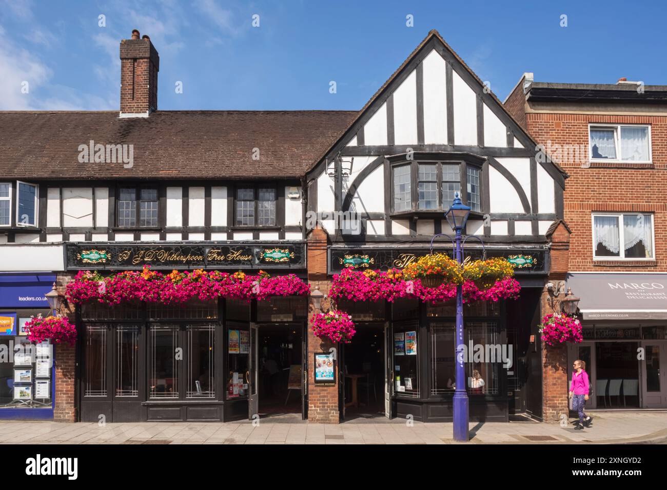 England, Kent, Sevenoaks, The High Street, Wetherspoon Pub Stock Photo ...