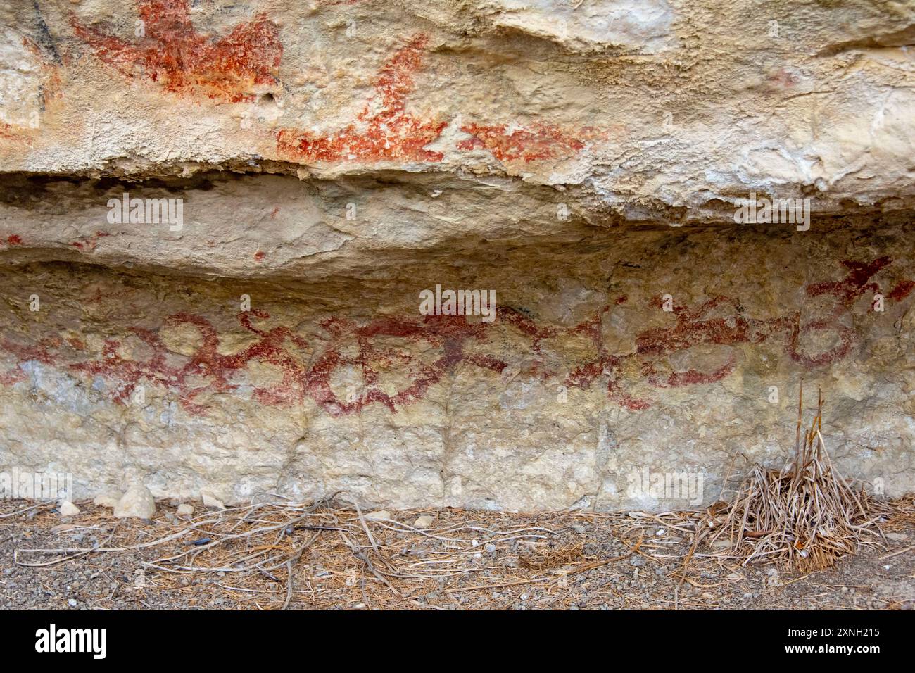 Takiroa Maori Rock Drawings - New Zealand Stock Photo - Alamy