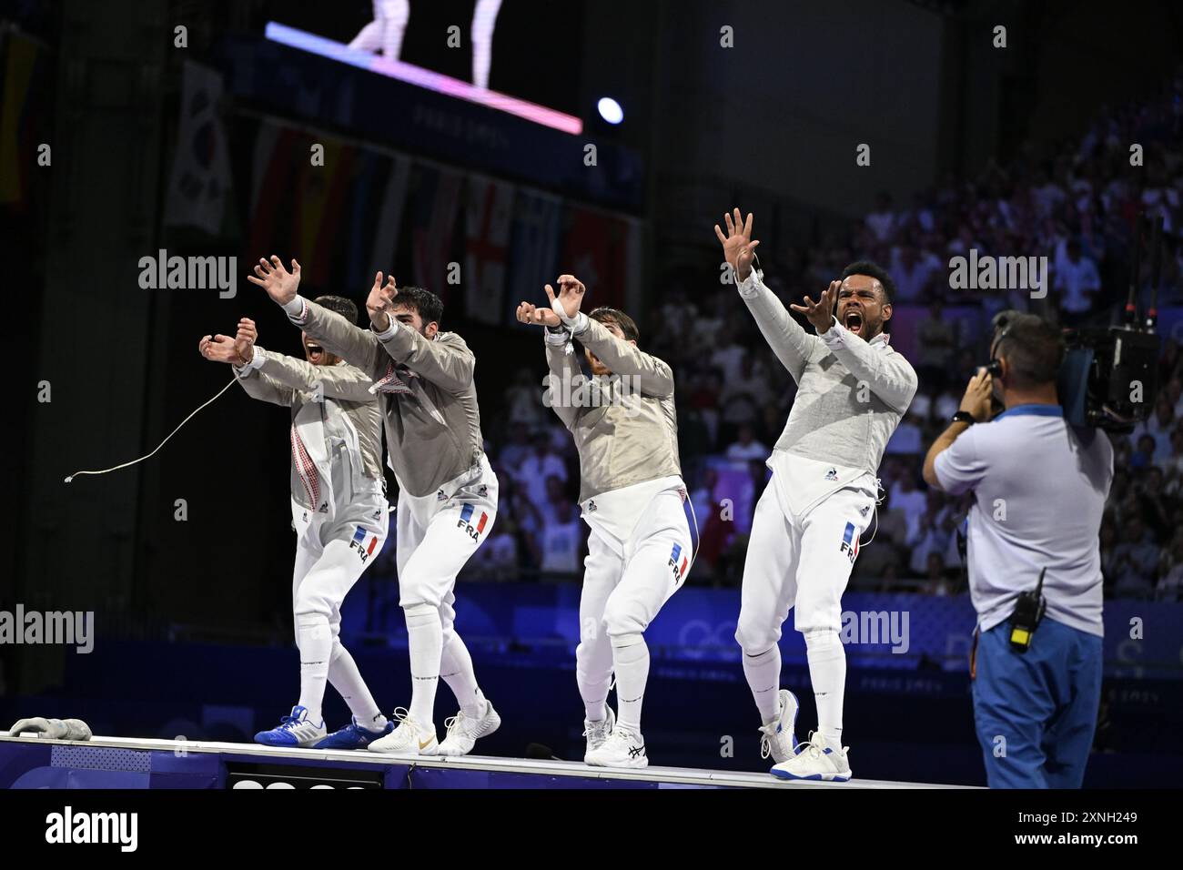 Paris - France, July 31, 2024, French fencing team, defeats Italian ...