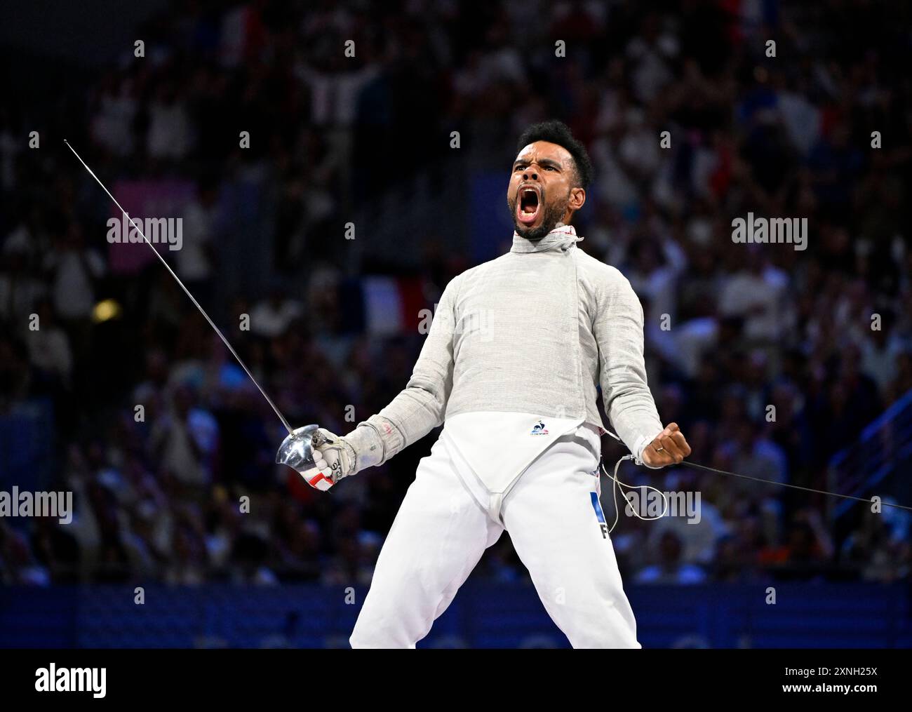 Paris - France, July 31, 2024, French fencing team, defeats Italian ...