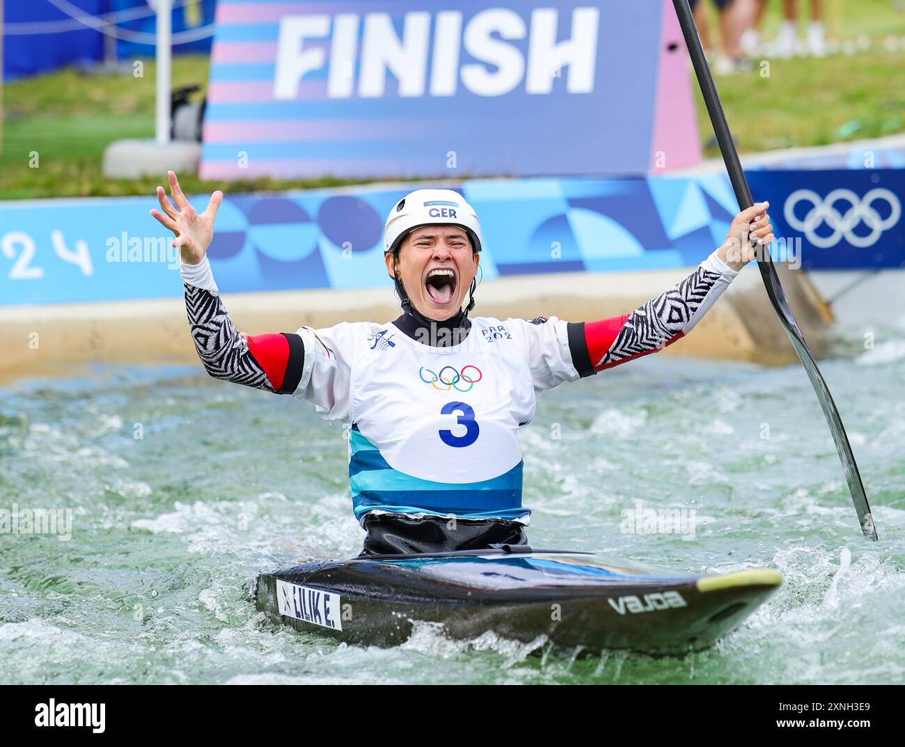 Paris, France. 31st July, 2024. Elena Lilik of Germany celebrates after ...