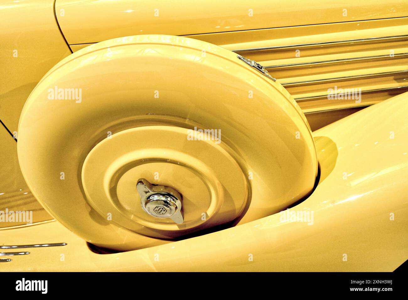 British Motor Museum Gaydon a beautiful yellow Jaguar SS1 1935 Airline ...