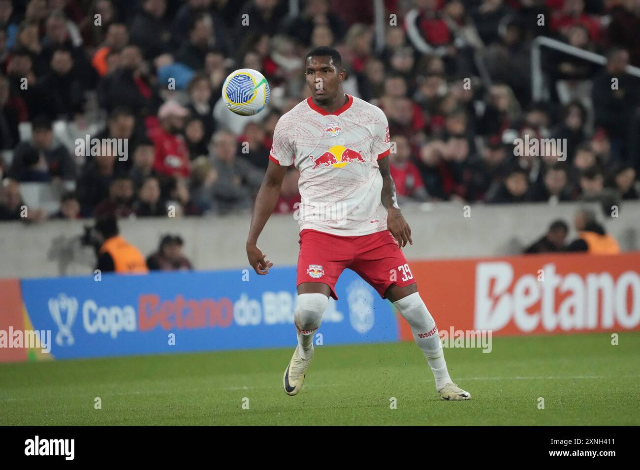 Curitiba, Brazil. 31st July, 2024. Douglas Mendes during Athletico and ...