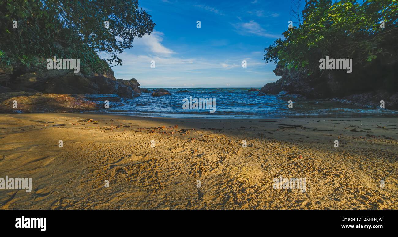 Warm texture beautiful bay beach hi-res stock photography and images ...