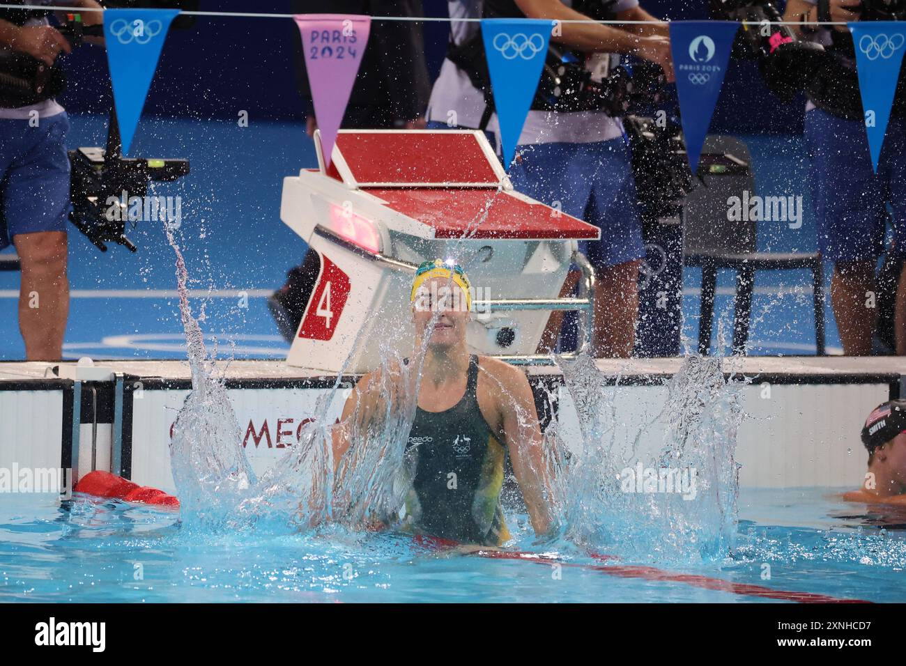 Paris, Ile de France, France. 30th July, 2024. Kaylee McKeown ...