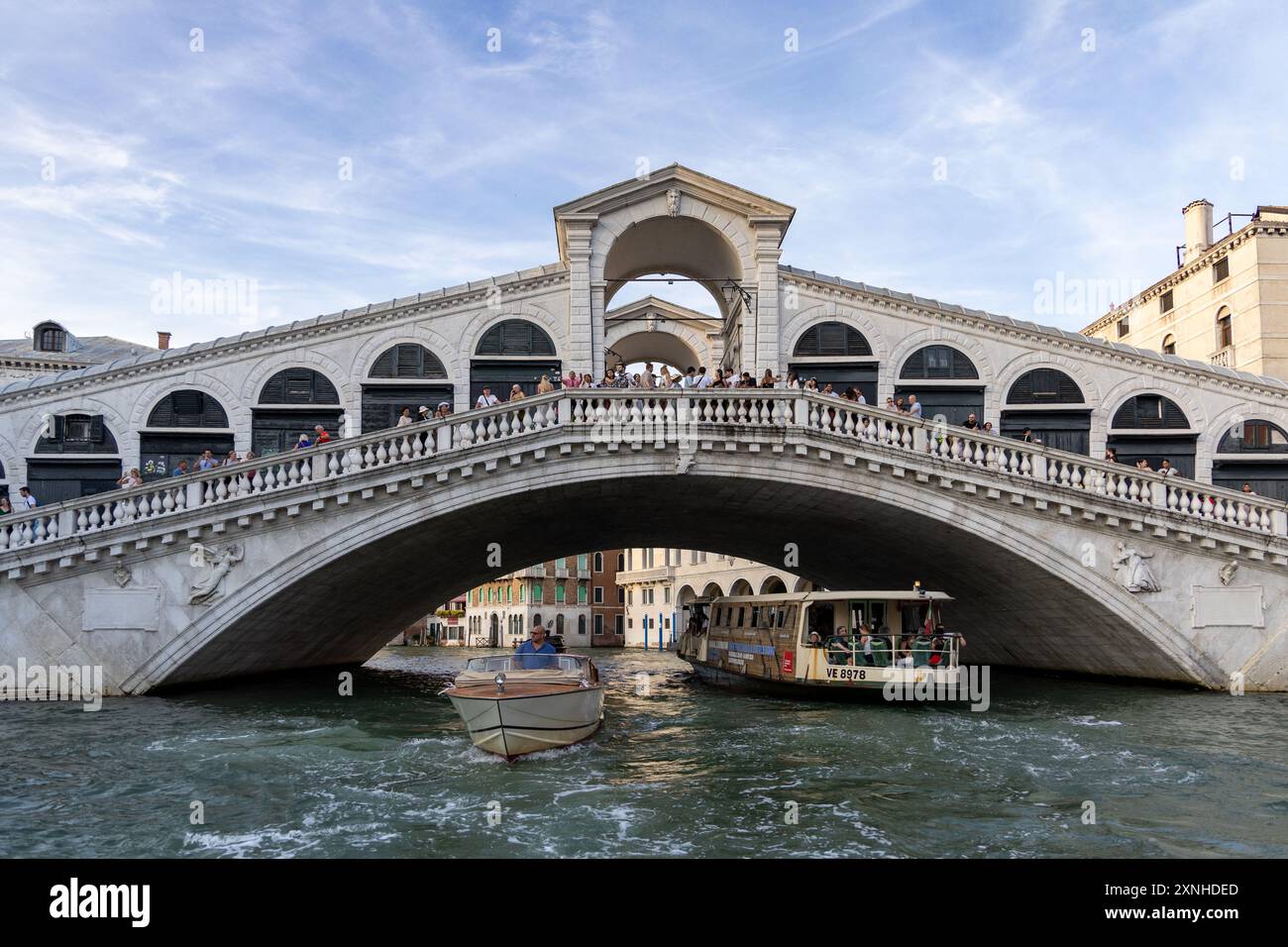 Canal bridge snapshot hi-res stock photography and images - Alamy