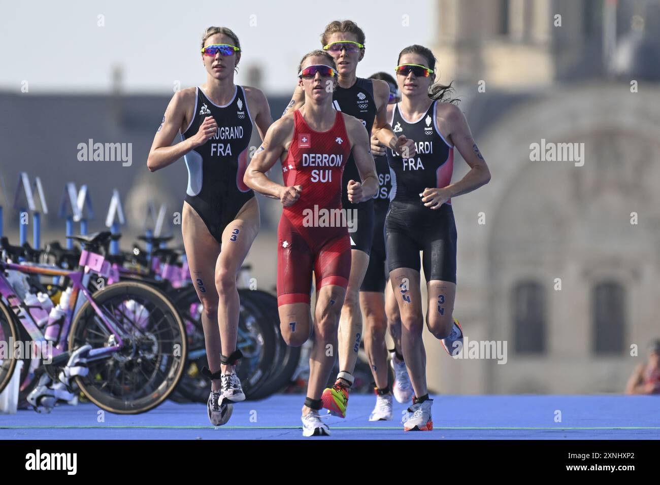 Julie Derron (SUI), Cassandre Beaugrand and Emma Lombardi (FRA), Beth ...