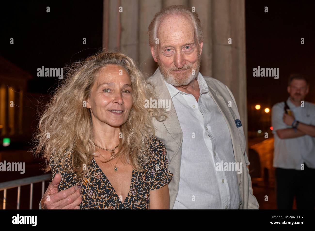 Charles Dance mit Freundin Alessandra Massi bei der Präsentation des ...
