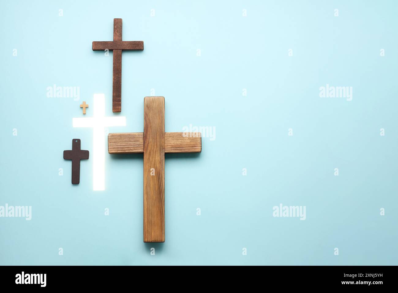 Different crosses hi-res stock photography and images - Alamy