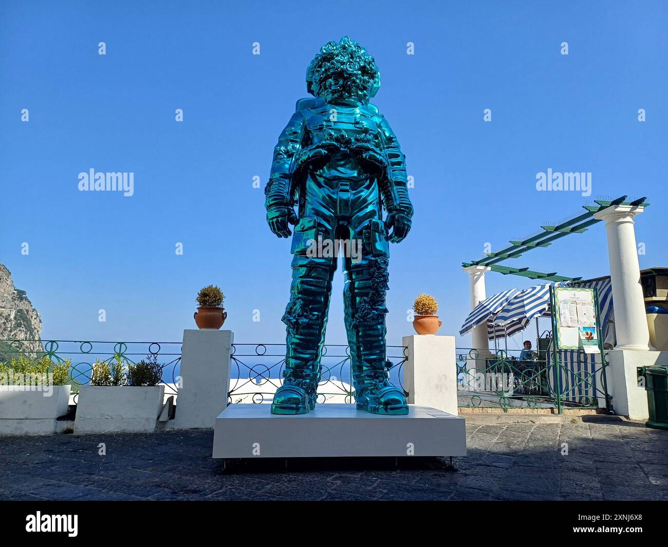 Art: Spaceman Shiny by Filippo Tincolini in the square of Capri island ...