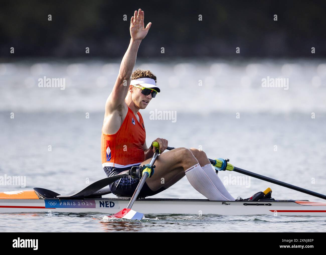 PARIS - Simon van Dorp in action during the semi-final single sculls at ...