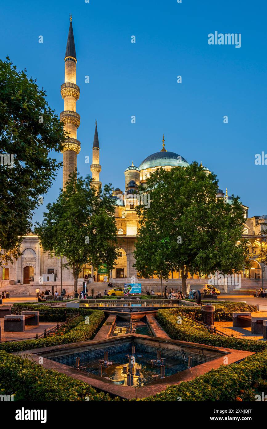 New Mosque (Yeni Camii), Istanbul, Turkey Stock Photo - Alamy