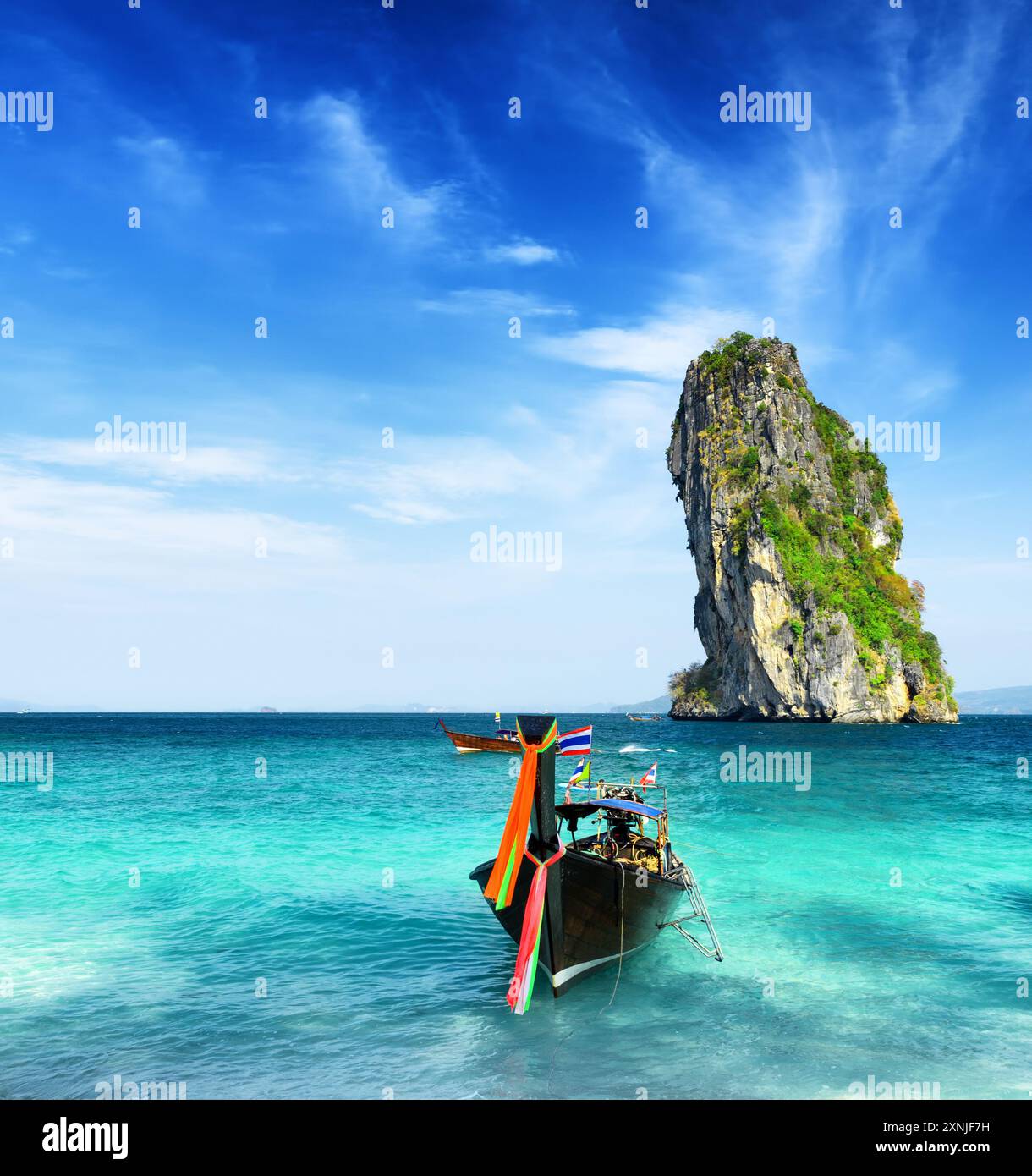 Clear water and blue sky Stock Photo - Alamy