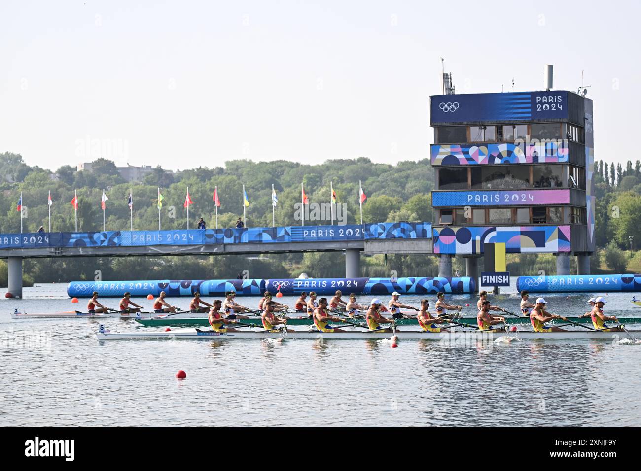 In action heat m olympic stadium hi-res stock photography and images ...