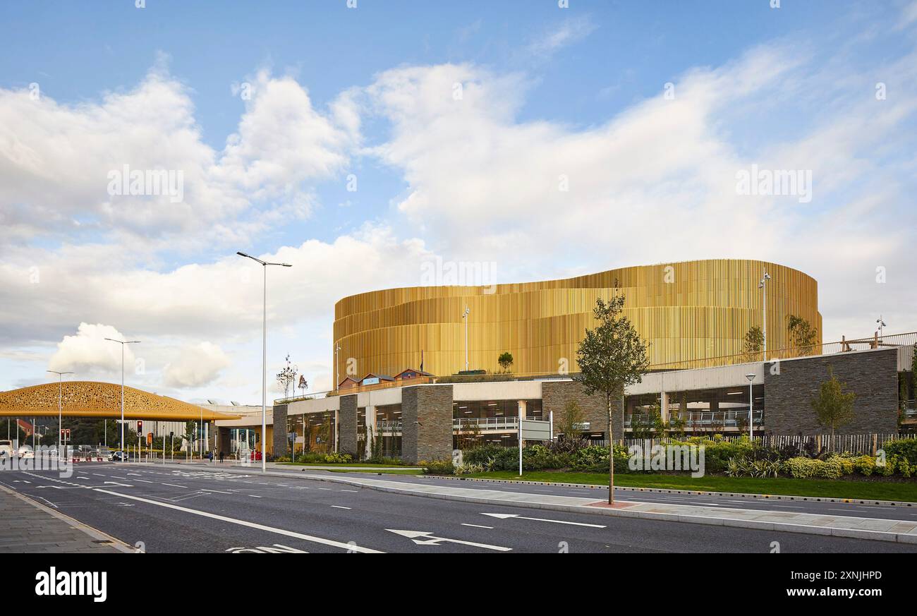 Copr Bay Bridge linking to Swansea Arena. Swansea Arena and Copr Bay ...