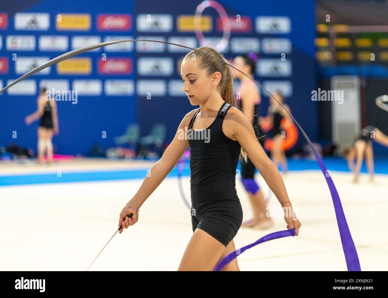 Gymnasticscommunity hi-res stock photography and images - Alamy