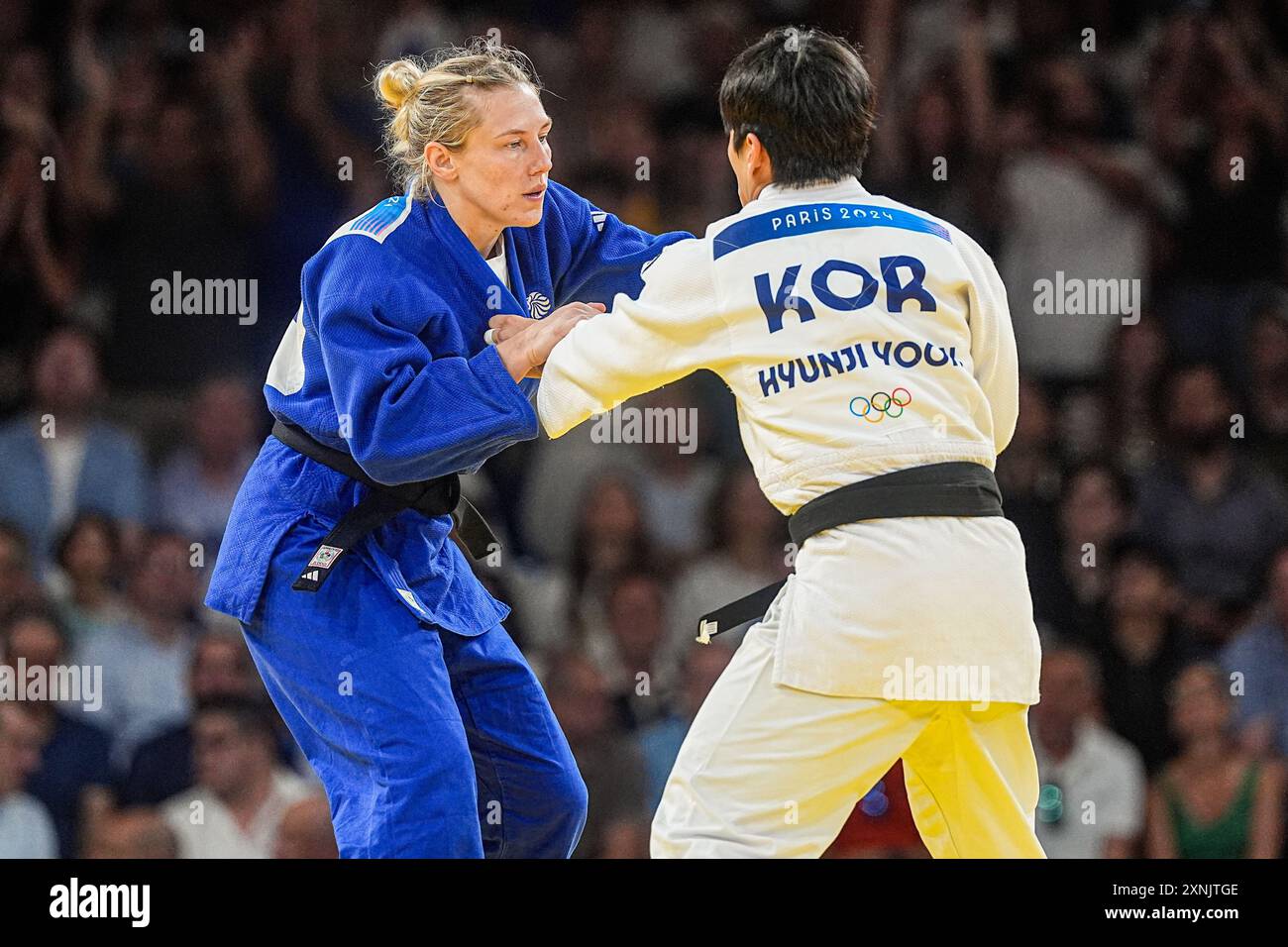 PARIS, FRANCE - AUGUST 1: Hyunji Yoon of South Korea, Emma Reid of ...