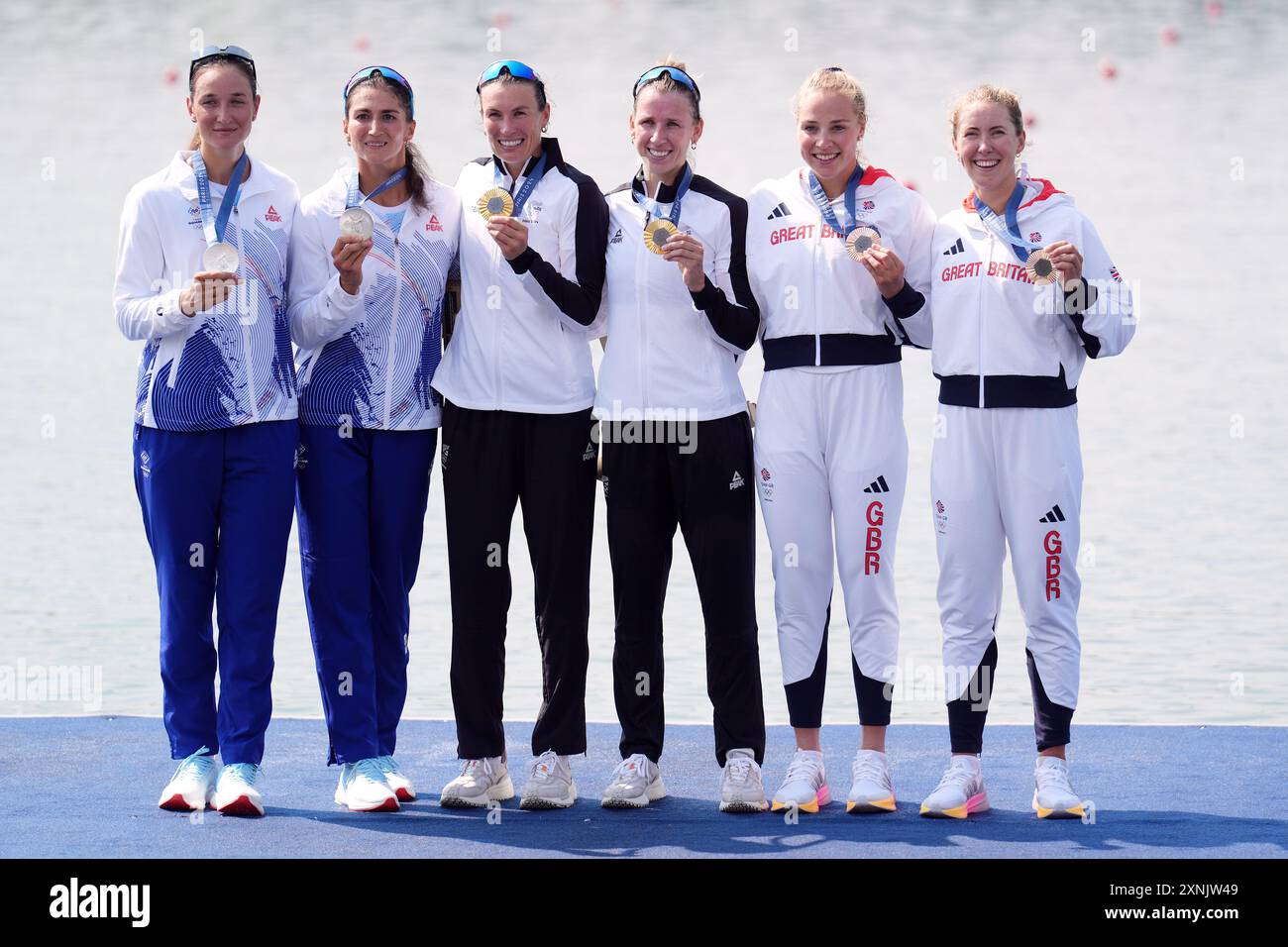 New Zealand's Brooke Francis and Lucy Spoors (gold), Great Britain's ...