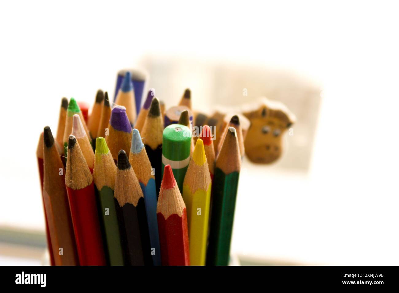 Crayon drawn circle hi-res stock photography and images - Alamy