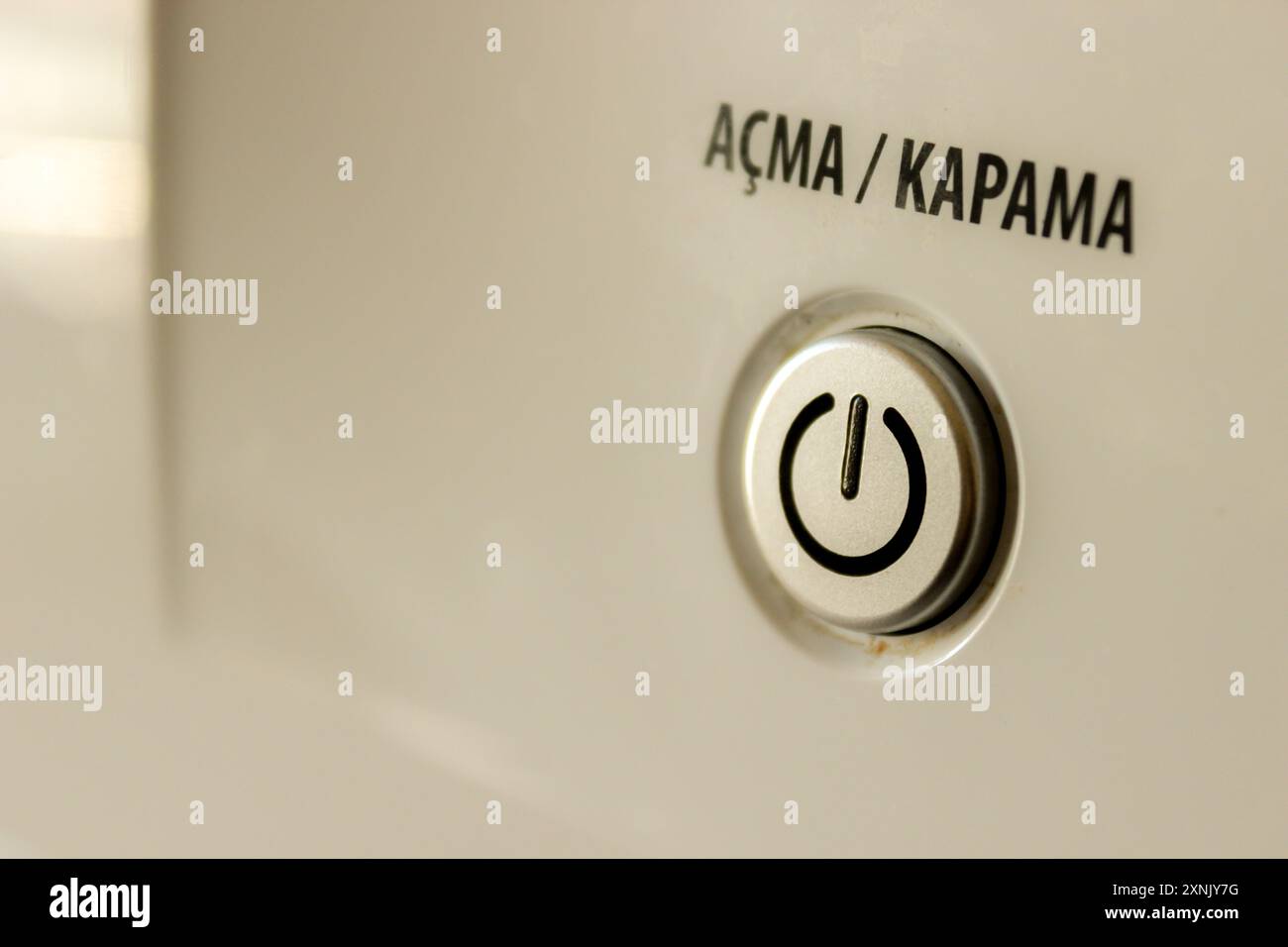 Turn off devices hi-res stock photography and images - Alamy