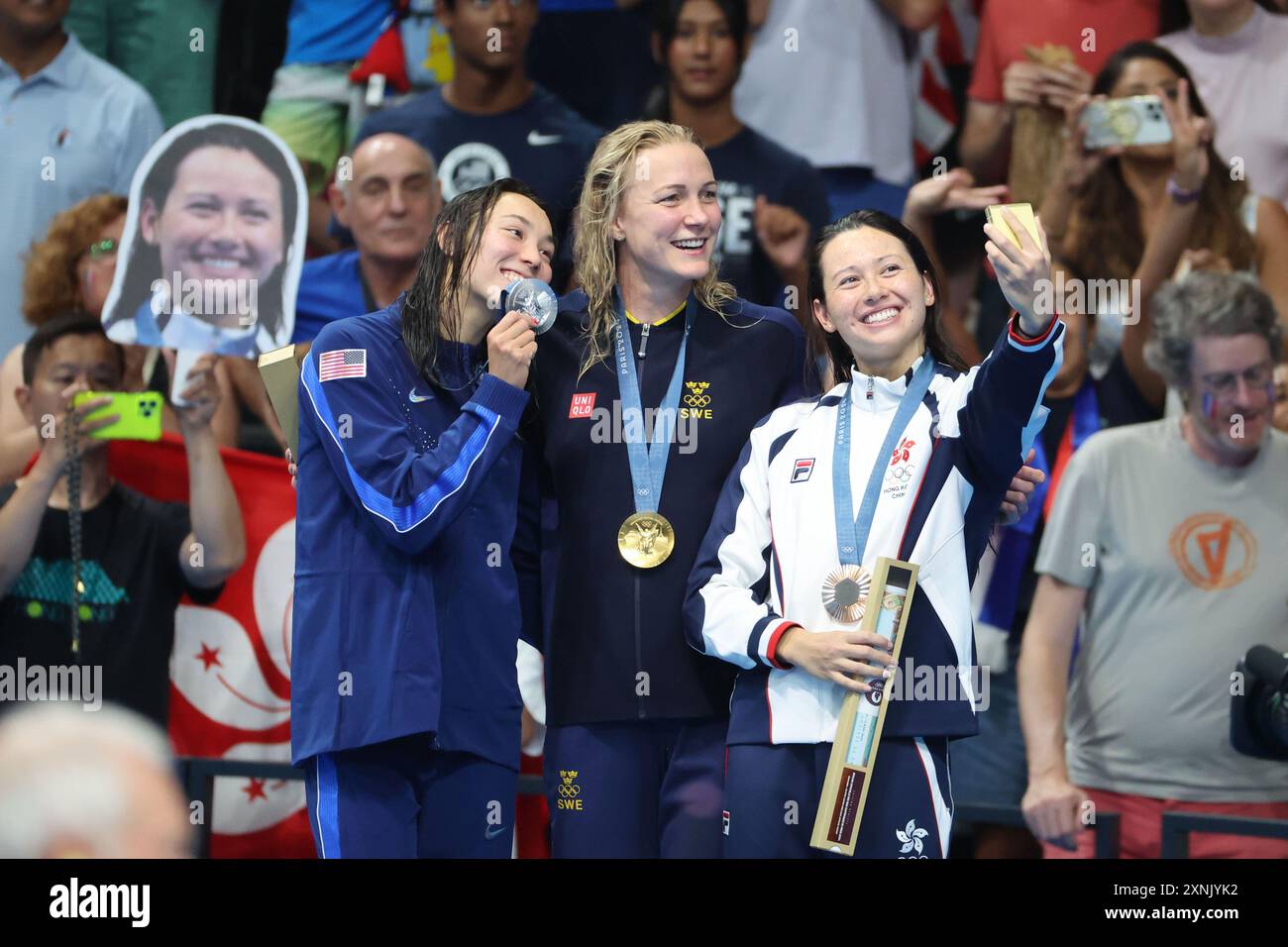 Paris, Ile de France, France. 31st July, 2024. Torri Huske (USA), Sarah ...