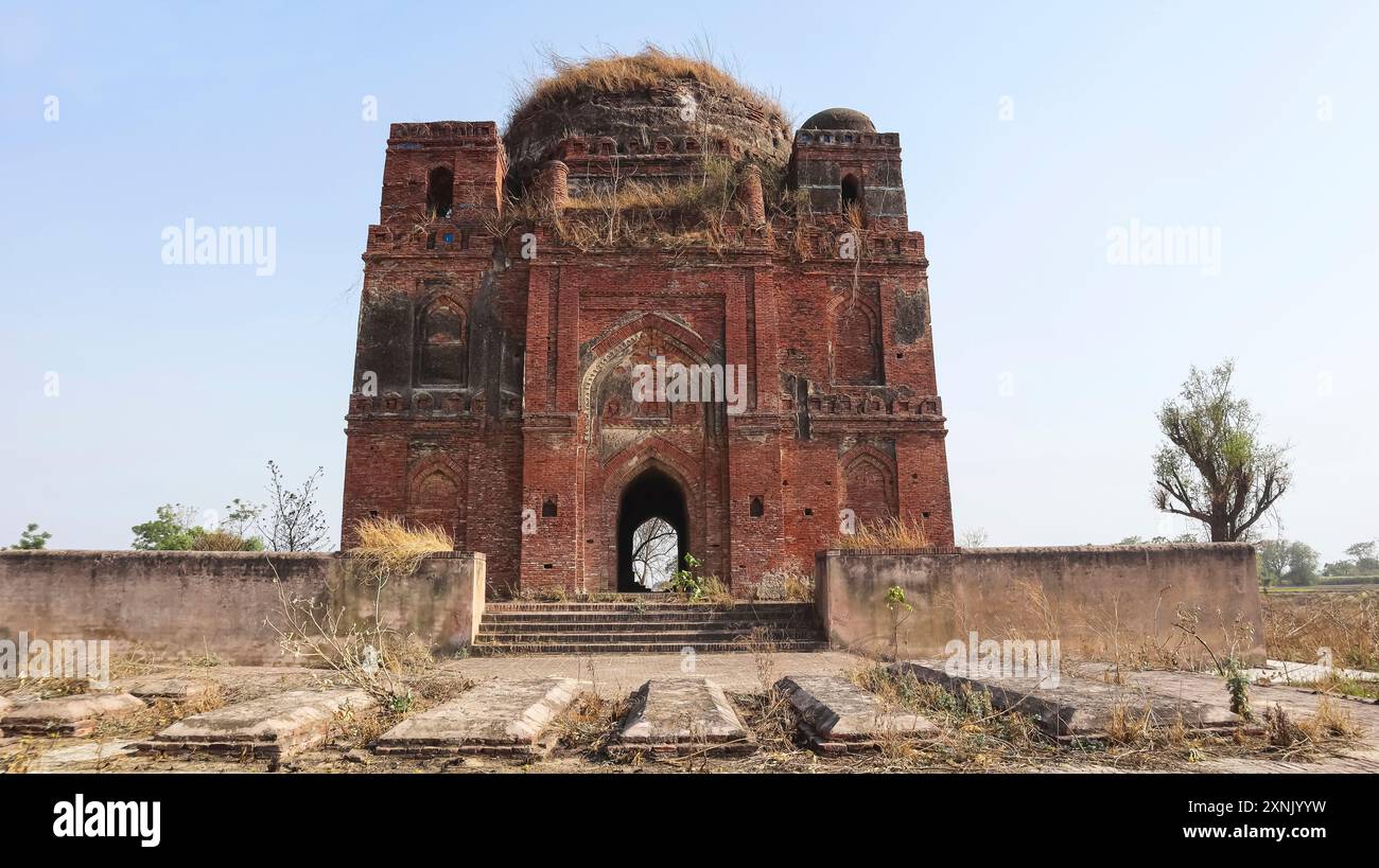 View of the Tomb of Mir Jafar, 17th-century Mughal monument, Fatehgarh ...