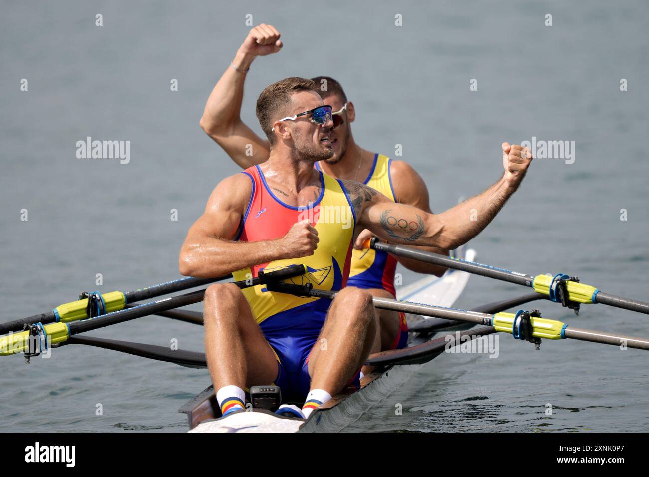 Romania's Andrei Sebastian Cornea (R) and Romania's Marian Florian ...