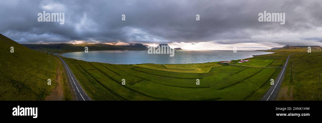 Above iceland hi-res stock photography and images - Alamy