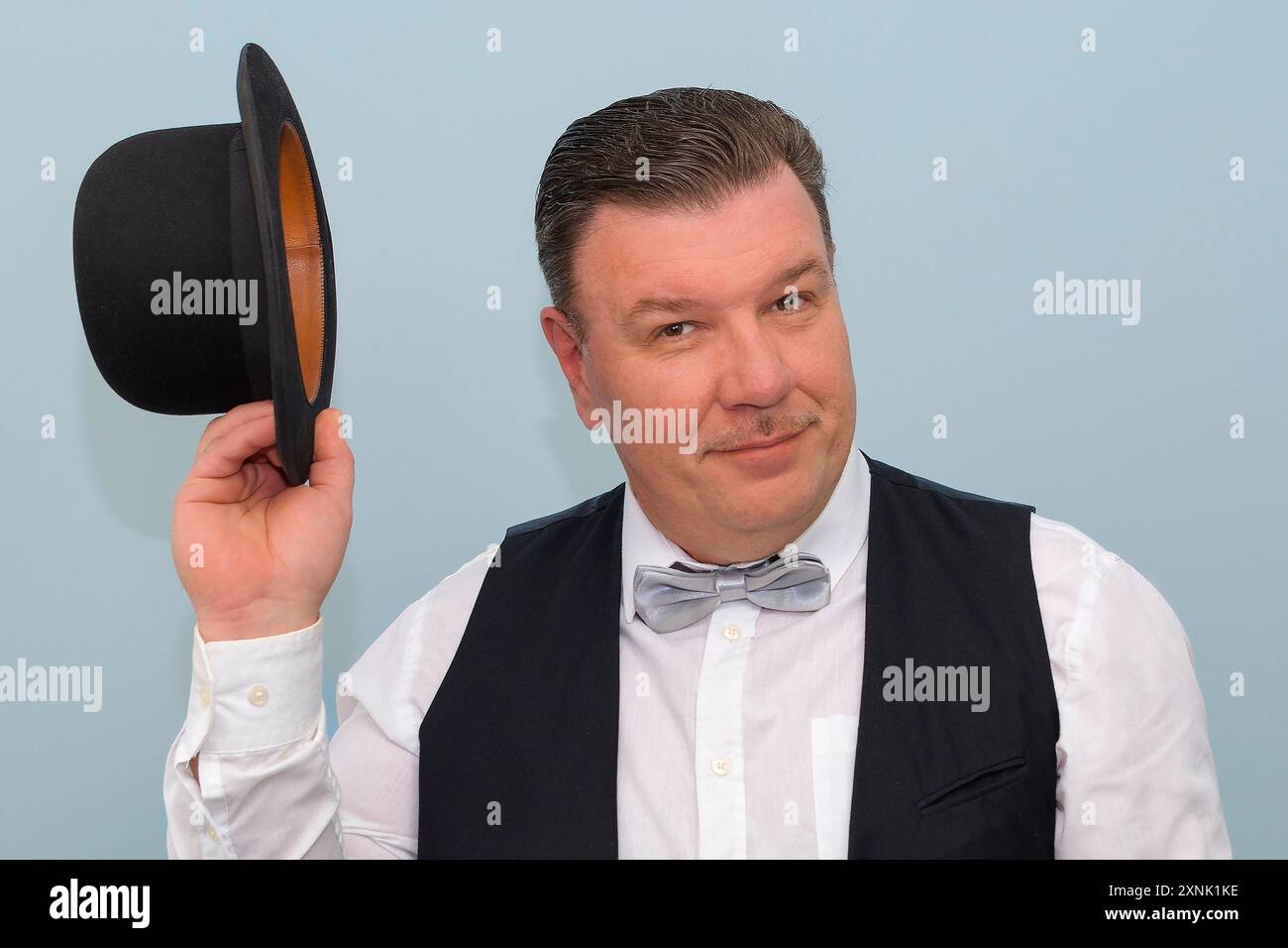 Welcome to the party image hi-res stock photography and images - Alamy