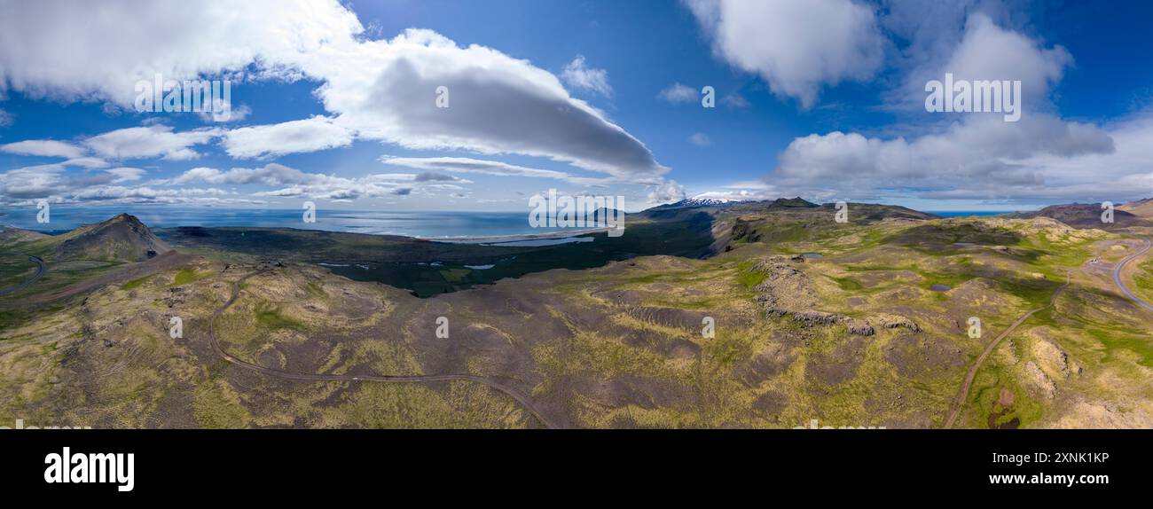 Above iceland hi-res stock photography and images - Alamy
