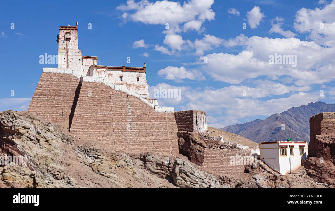 Ruined view of Basgo Palace and Basgo Monastery, Basgo, Leh, Ladakh ...