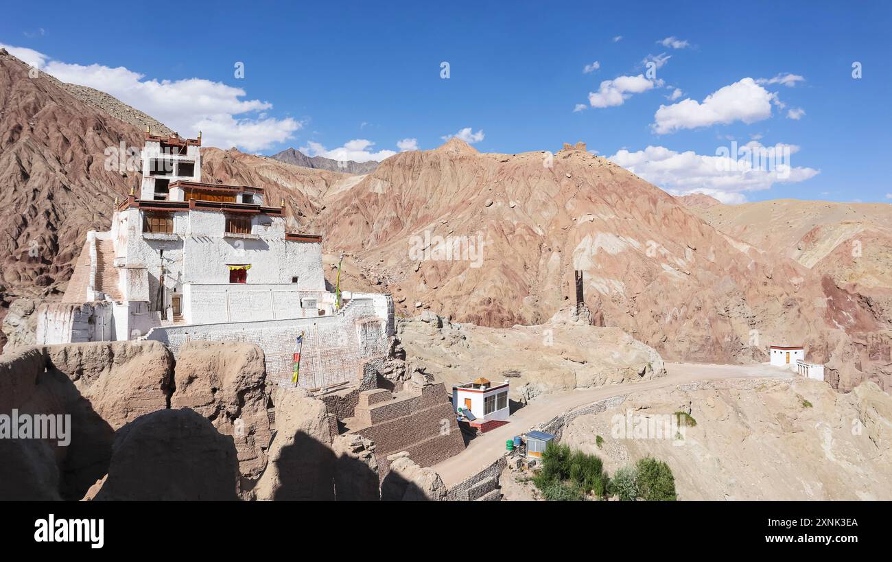 Ruined view of Basgo Palace and Basgo Monastery, Basgo, Leh, Ladakh ...