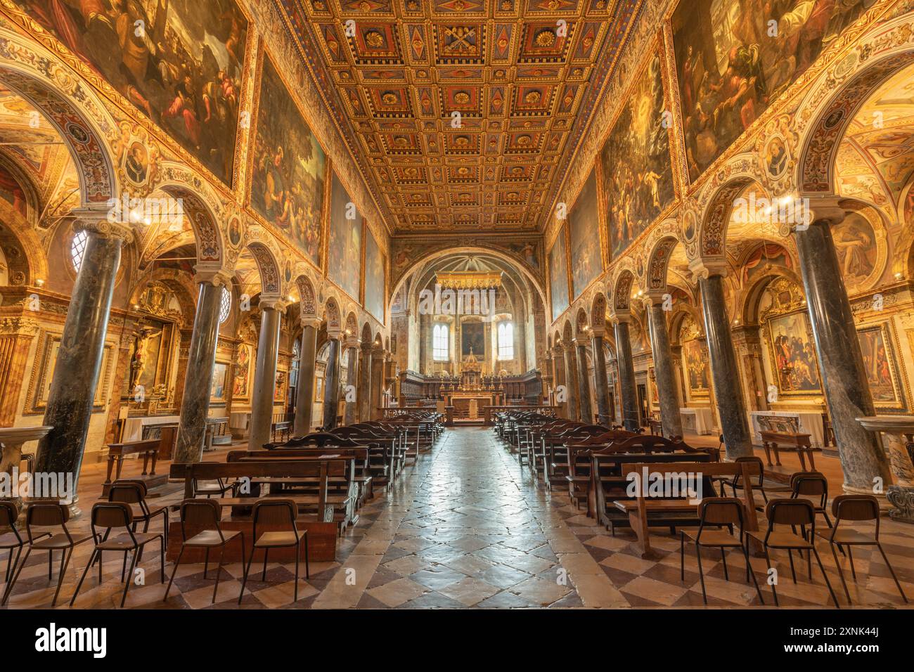 PERUGIA, ITALY - MAY 18, 2024: The nave of the church Basilica di San ...