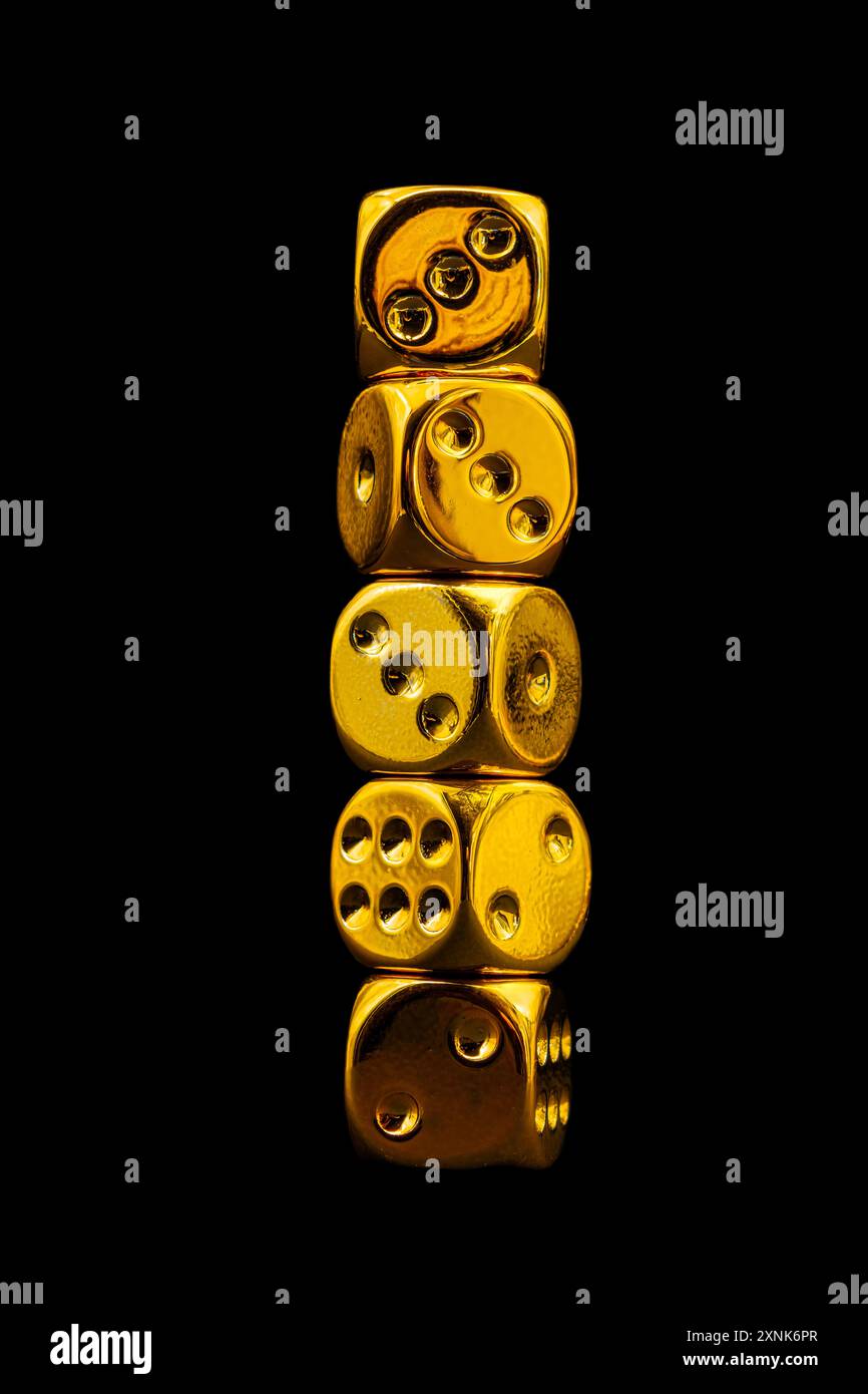 Rotating dice hi-res stock photography and images - Alamy