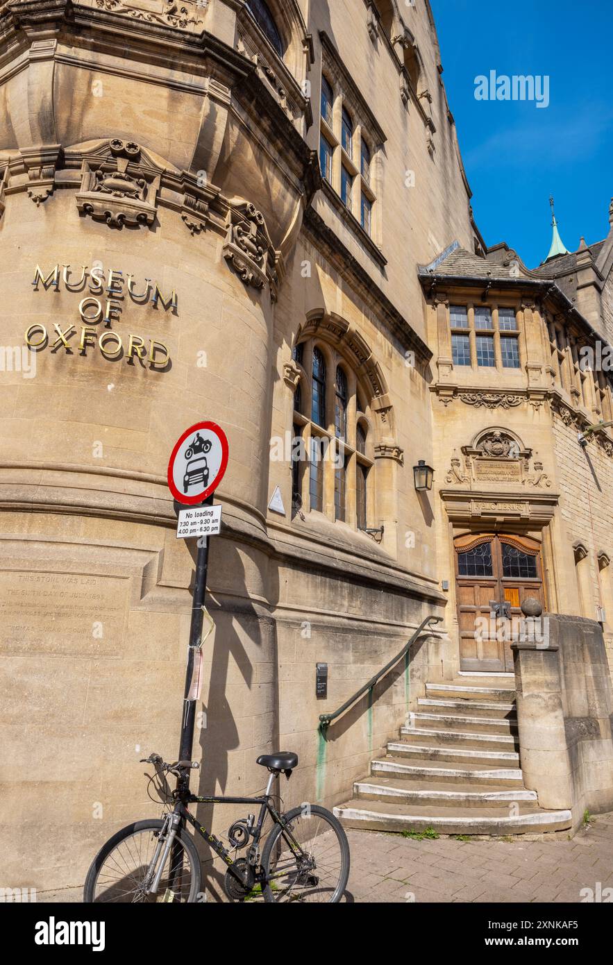 View to facade and entrance the Museum of Oxford building. Oxford ...