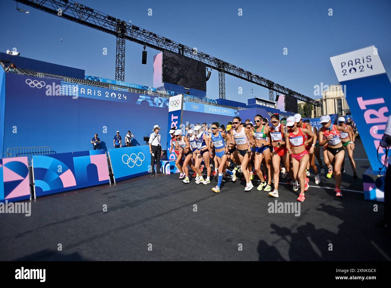 Paris, France. 01st Aug, 2024. Athletes competes during the Women s ...